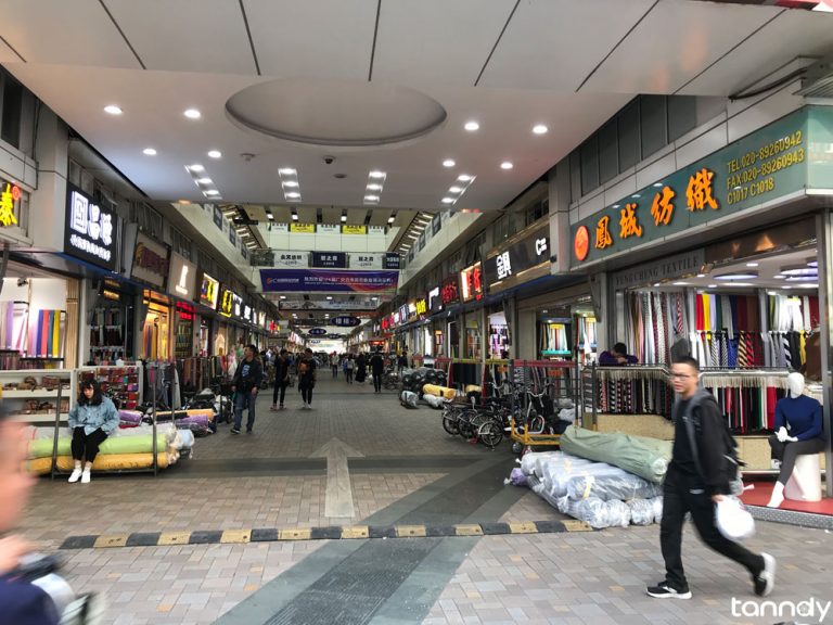 The largest fabric market in Guangzhou – China Fabrics & Accessories ...